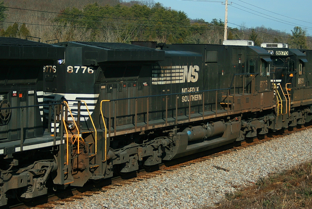 NS 8776